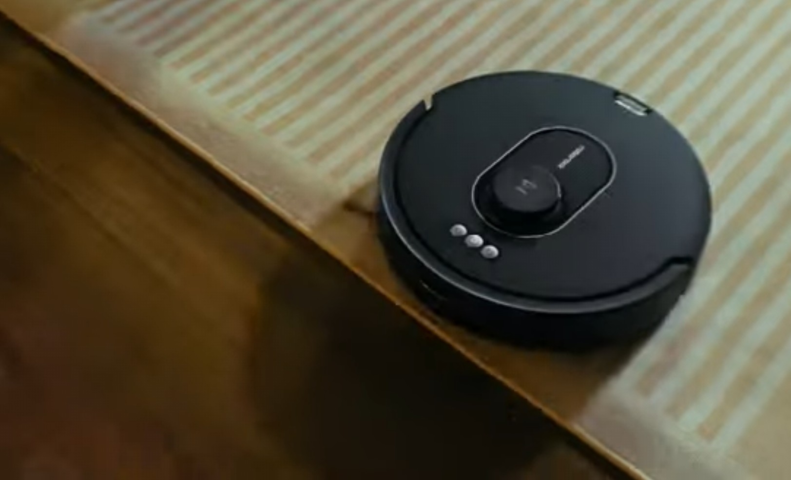 Roborock Q5 Max+ Robot Vacuum Review - HouseholdMe